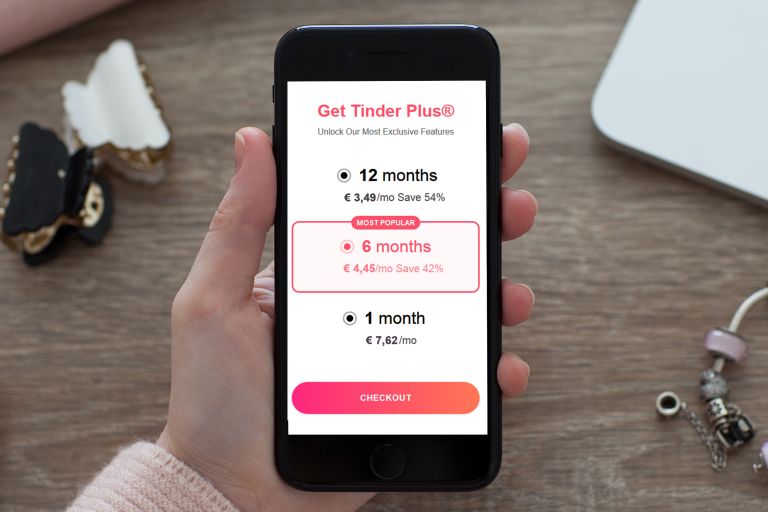 Tinder im Test 2026: Ist Tinder die Mühe wert? - ZU-ZWEIT.ch